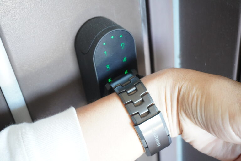 スマートロック『 bitlock MINI』の「開け方いろいろセット」が便利すぎた！ スマホでもApple Watchでも暗証番号でも開閉可能 - Smart Watch Life｜日本初の ...
